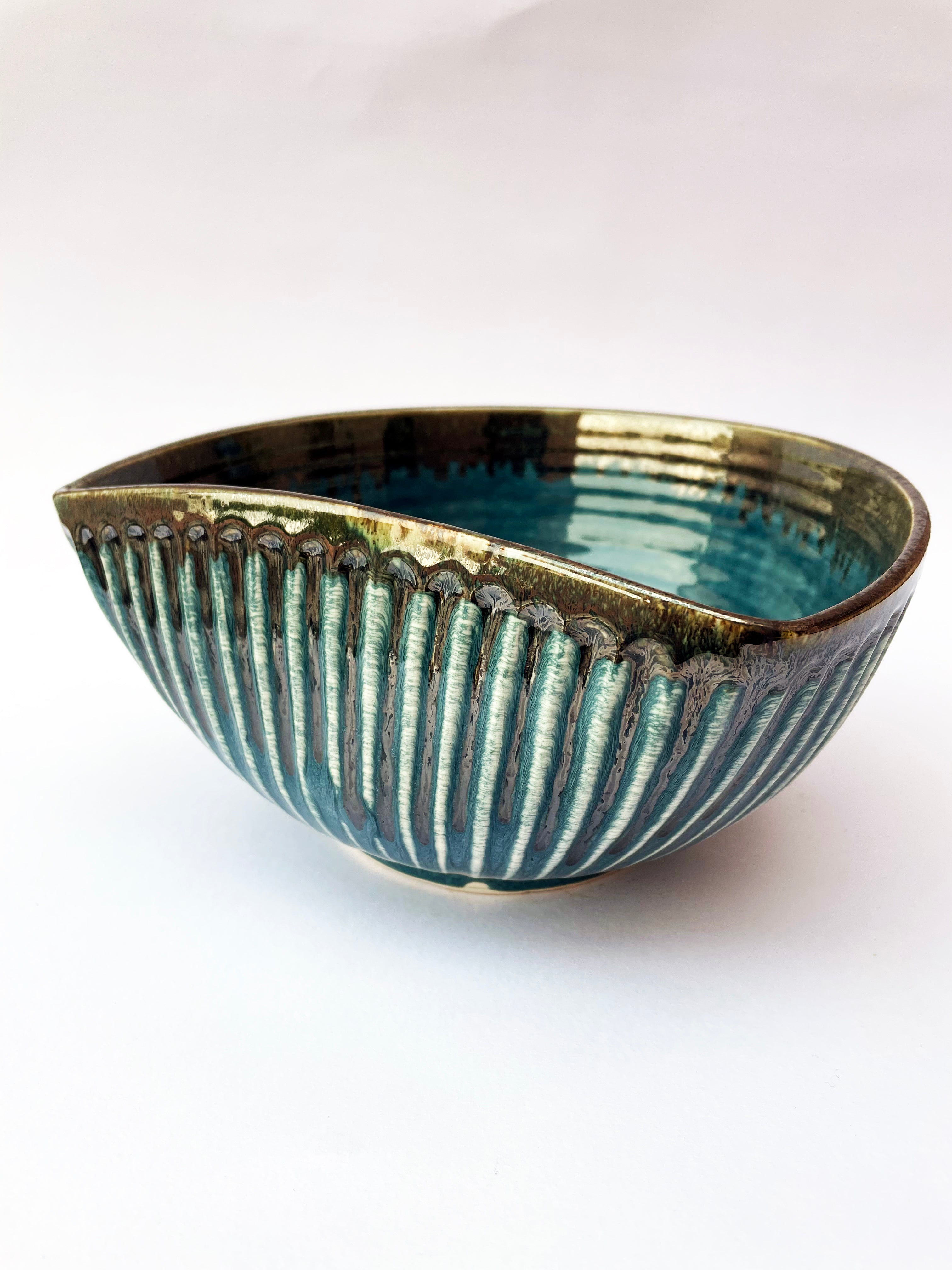 Explore wide collection of ceramic designer bowls for snacks/ gravies ...